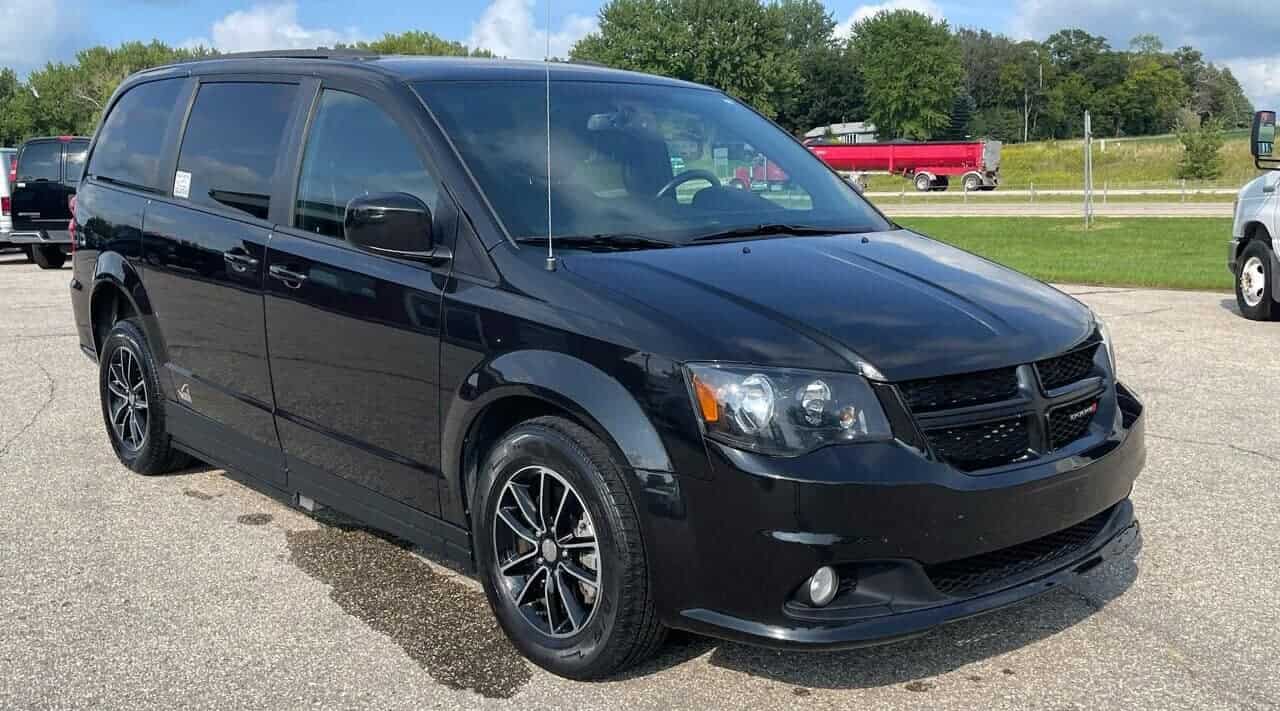 What to Look for When Buying a Used Dodge Caravan - Driven Wheels